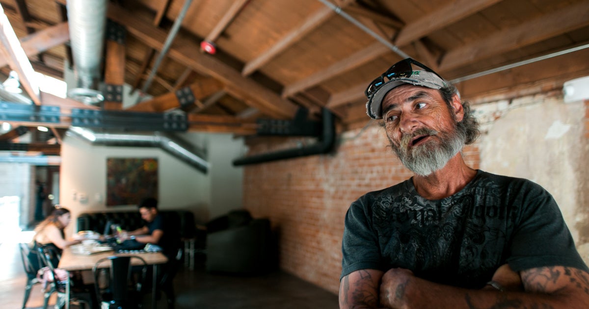 What Vlogger Brian Noel Taught me About Homelessness | HuffPost Contributor