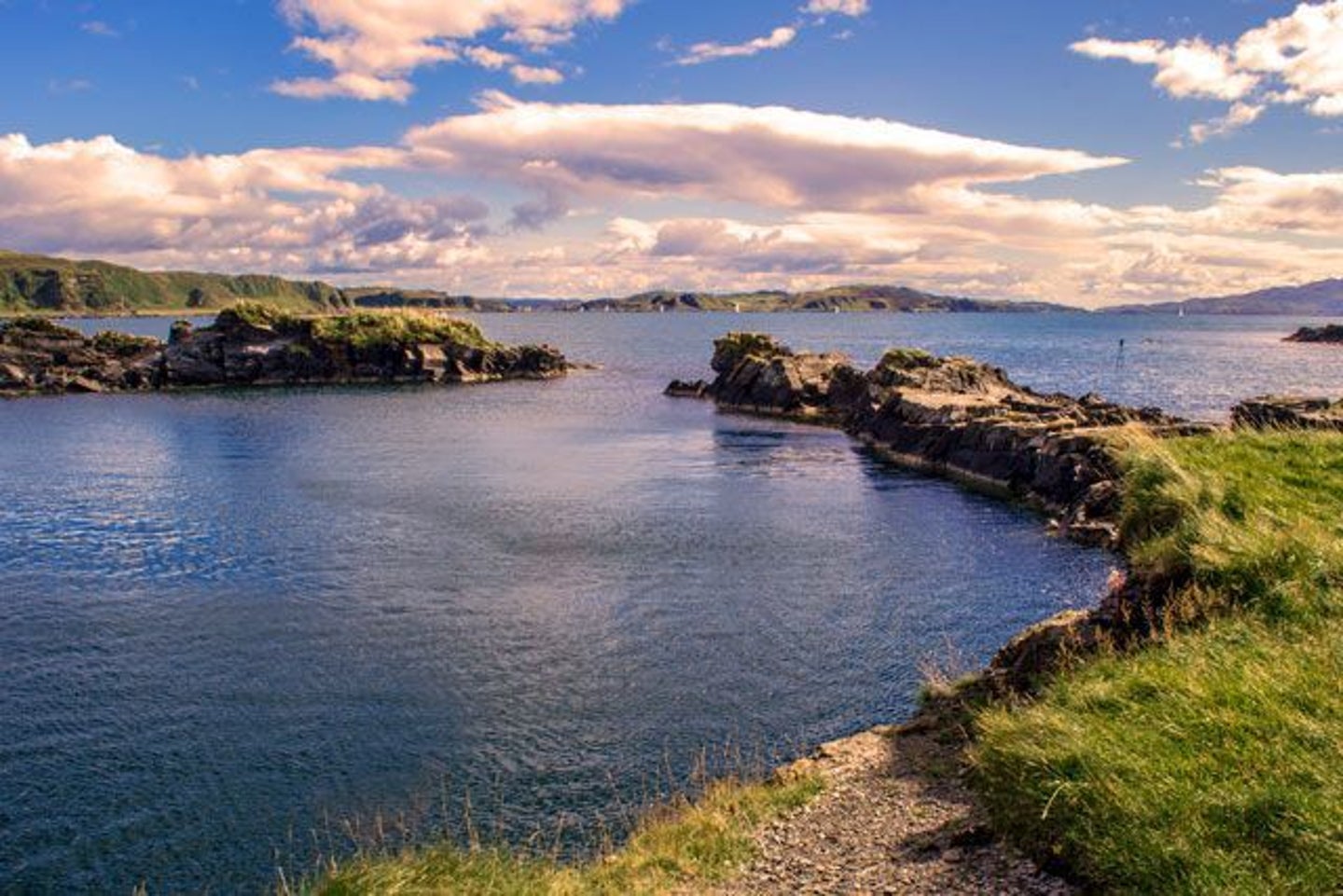 7 Remote Islands That REALLY Want You To Move There | HuffPost Life