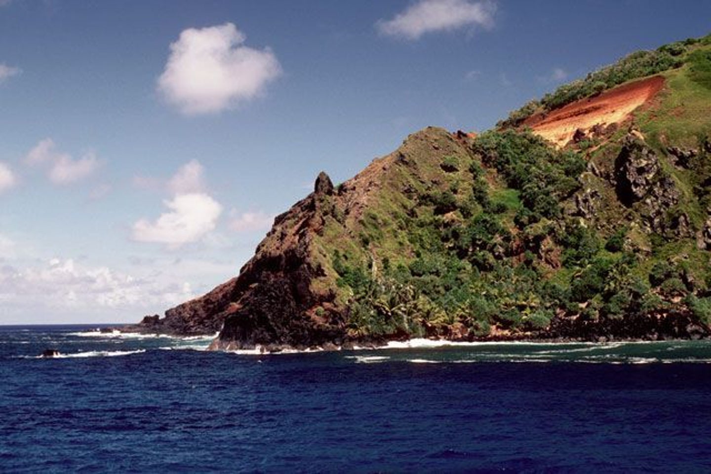7 Remote Islands That REALLY Want You To Move There | HuffPost Life