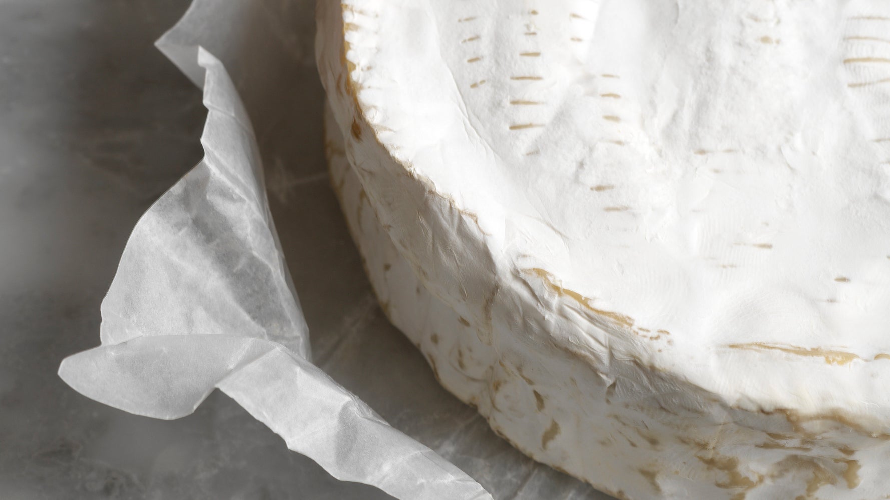 The Truth About Which Types Of Cheese Rinds Are OK To Eat | HuffPost ...