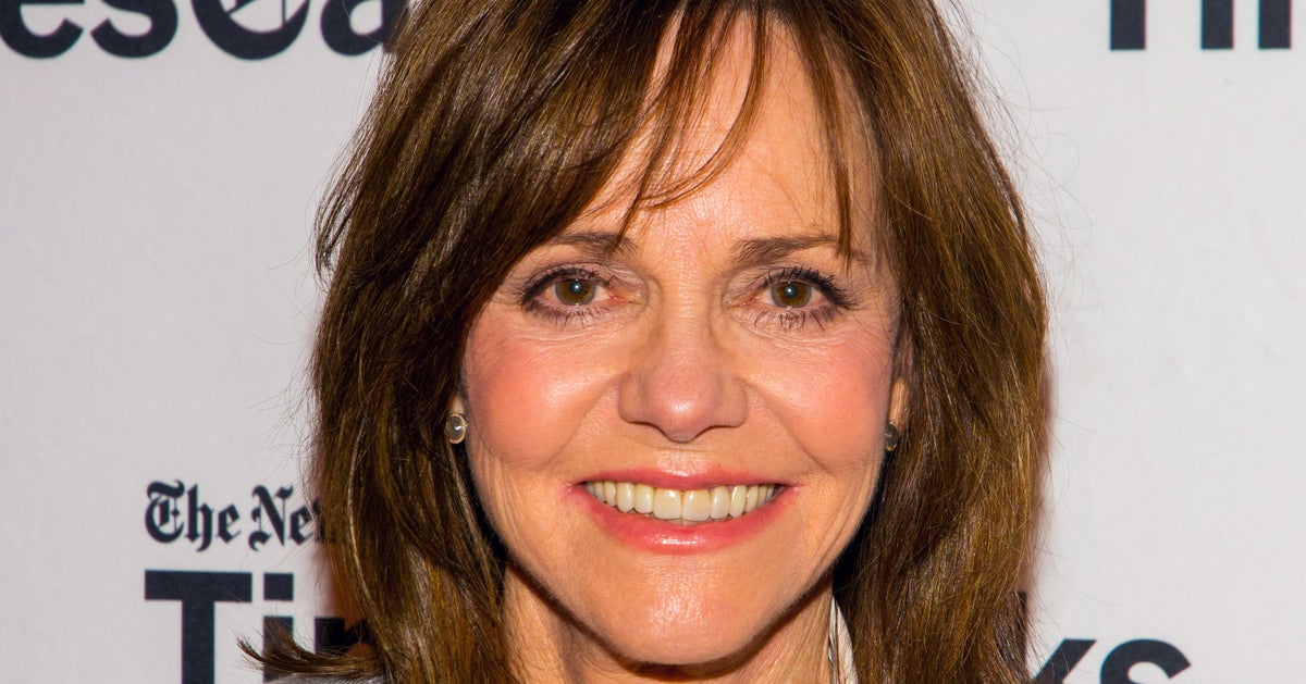 7 Things You May Not Know About Sally Field On Her 70th Birthday ...