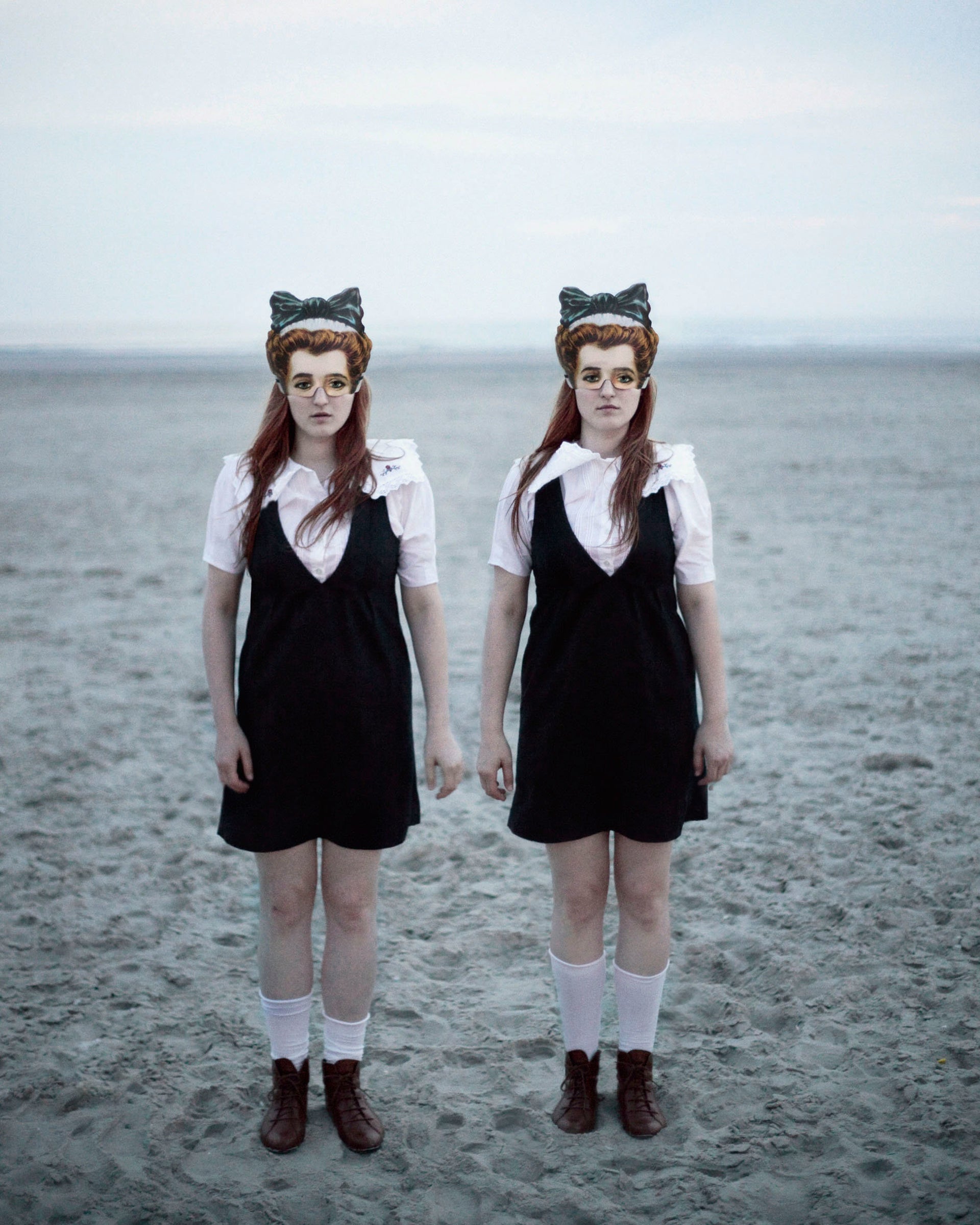 Mesmerizing Photos Of Twins Show Us What The Closest Bond Looks Like ...