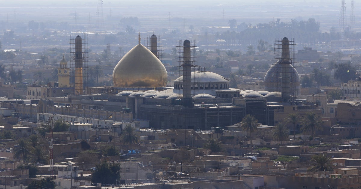 Suicide Bombers In Ambulance Kill At Least 21 People In Iraq | HuffPost ...