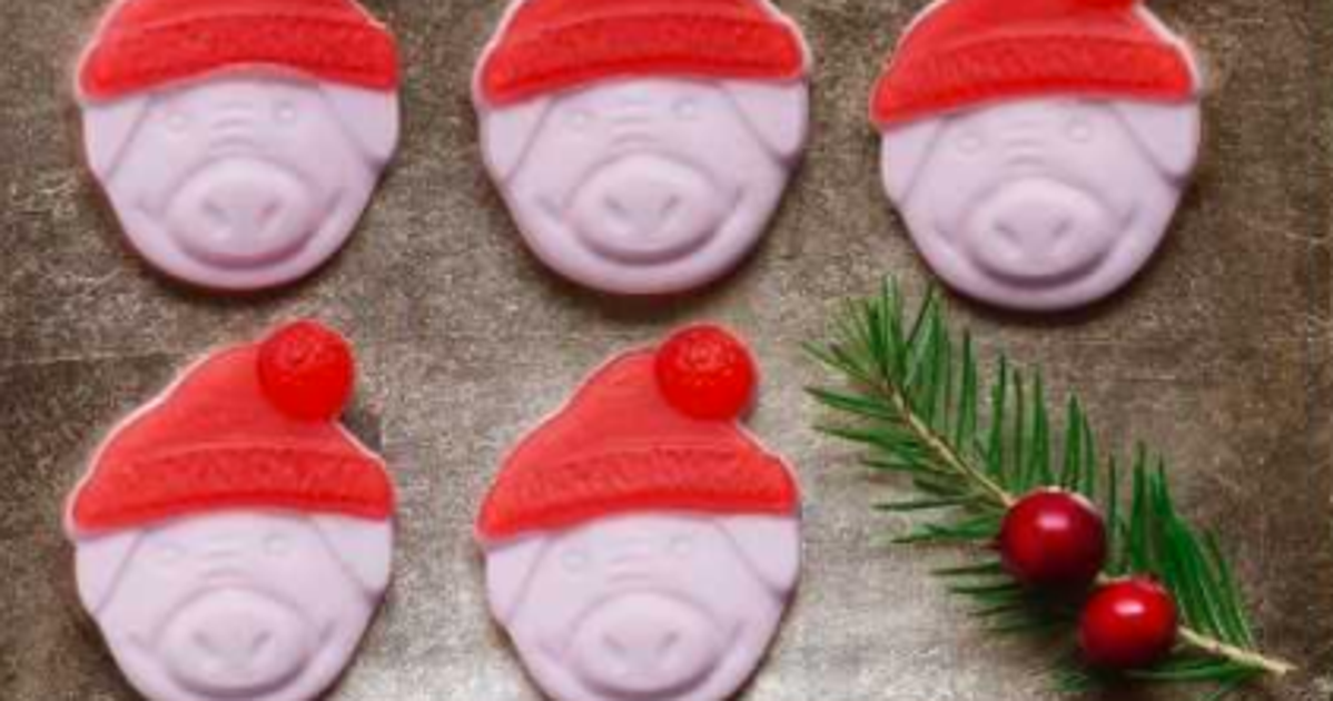Percy Pig Gets A Christmas Makeover Courtesy Of Marks And Spencer ...