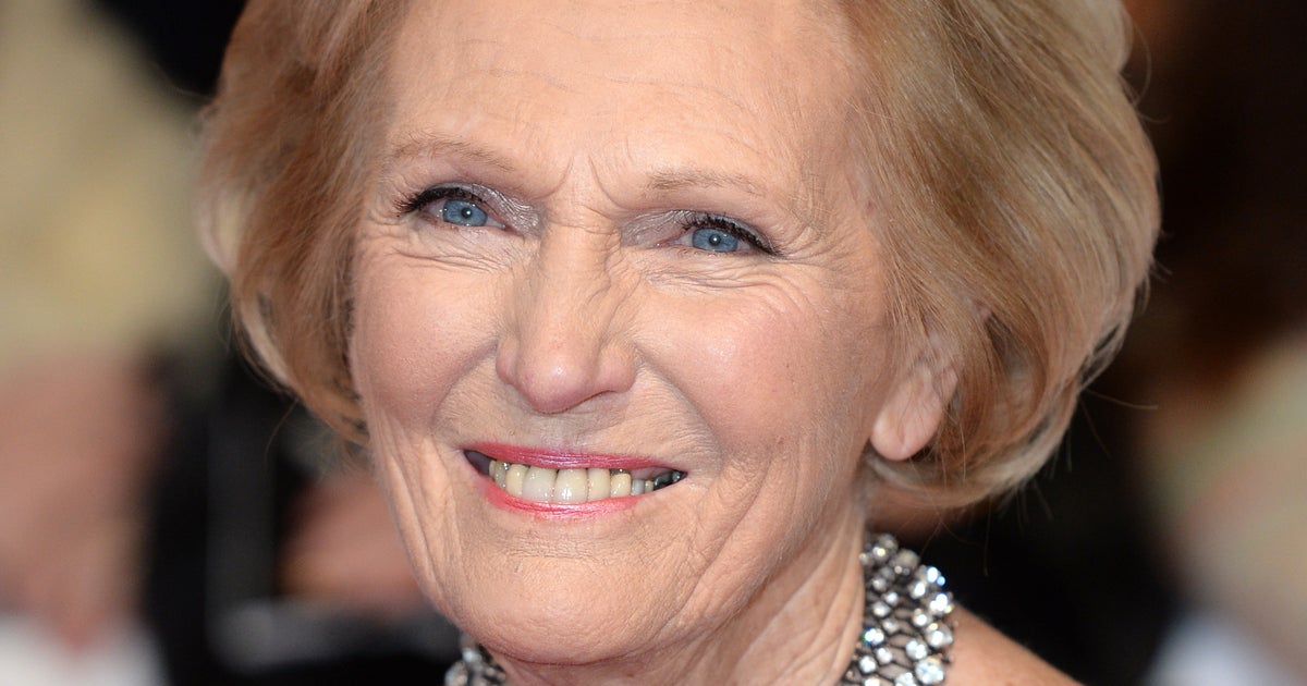 Mary Berry Starts Filming BBC Show 'Mary Berry Every Day' | HuffPost UK ...