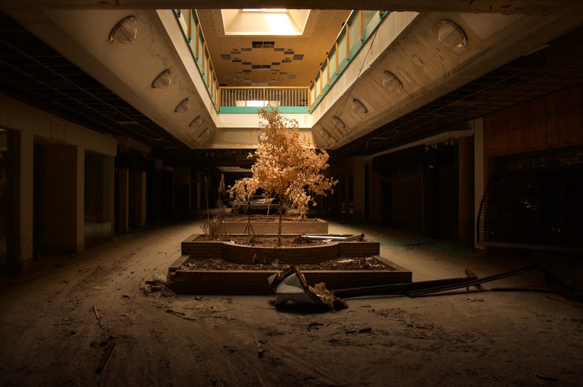 This IsThe Creepiest Abandoned Mall In America | HuffPost