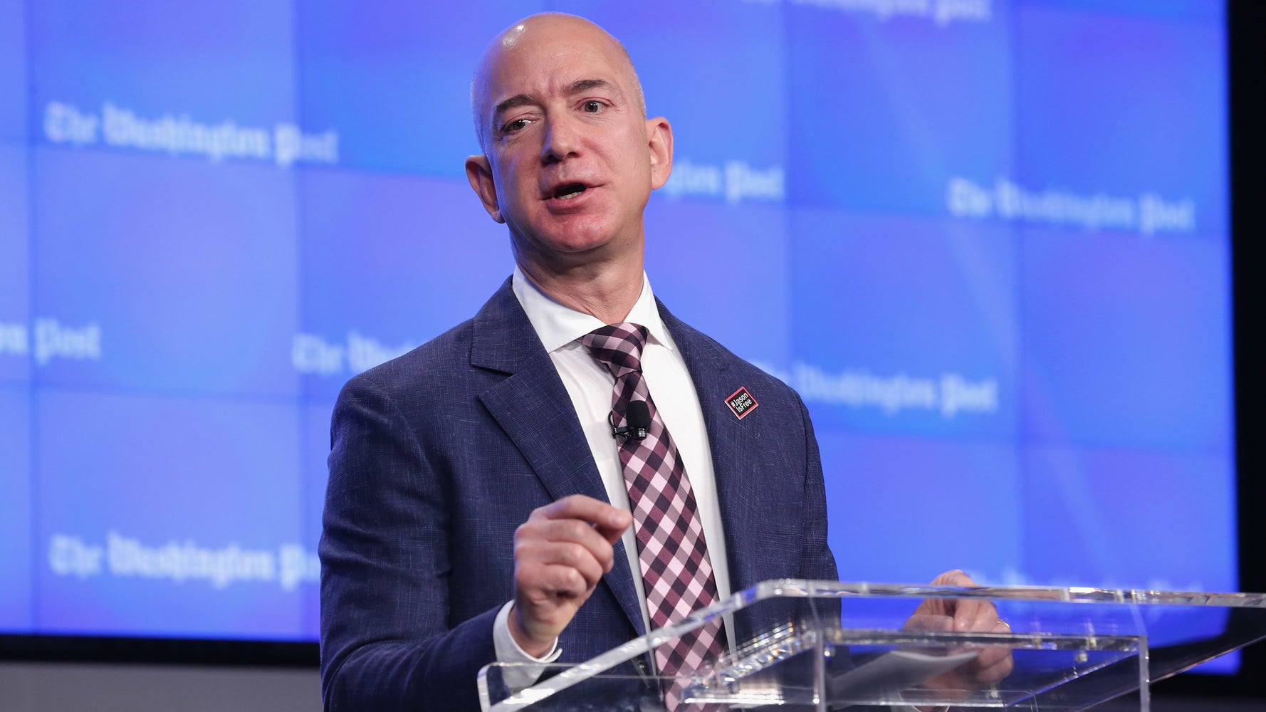 Jeff Bezos Stands Up For Diversity In Post-Election Email To Amazon ...
