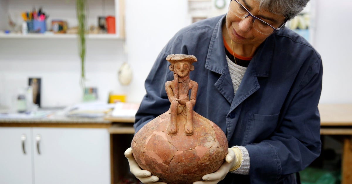 3,800-Year-Old Ancient 'Thinking Person' Statuette Unearthed | HuffPost ...