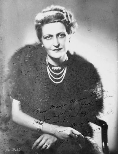 How to Safely Talk Politics at 1933’s Holiday Parties (by Magda ...