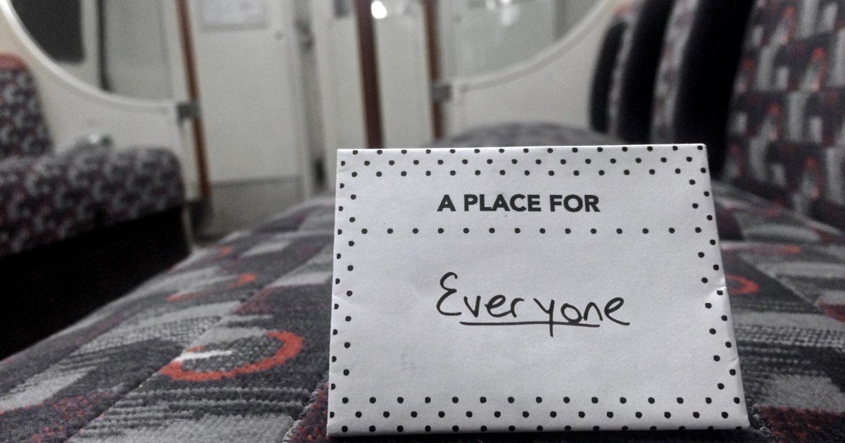 People Are Taking Part In A Guerrilla Campaign For Kindness Using These ...