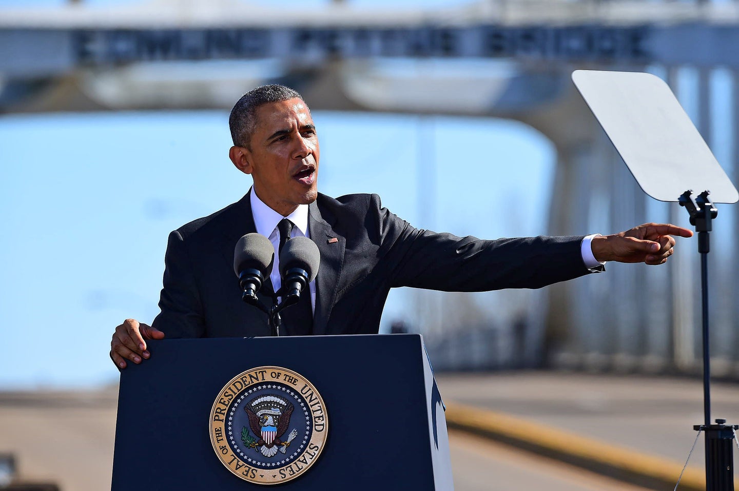 Looking Back on a Presidency: Powerful Quotes From Obama's Speeches ...