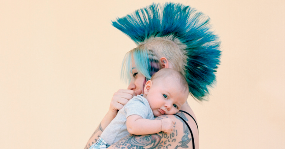 Mother Redefines What It Means To 'Look Like A Mum' In Powerful Photo ...