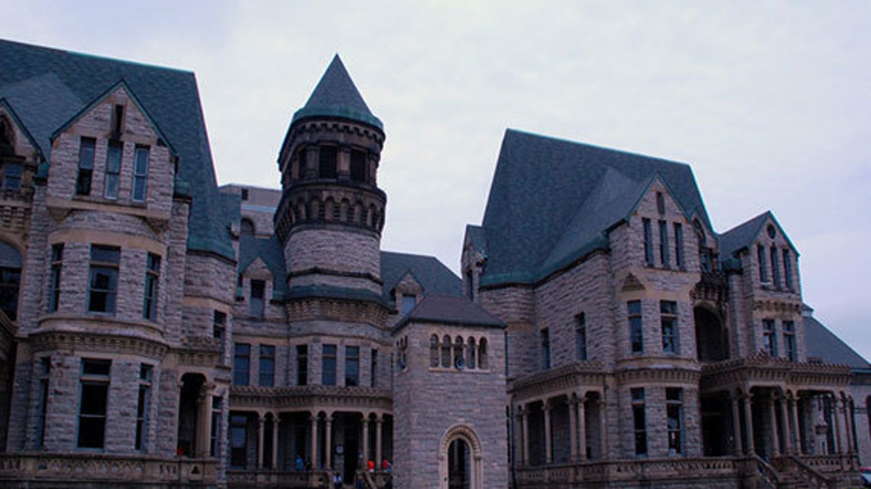 9 Fascinating Former Prisons You Can Still Explore Today | HuffPost null
