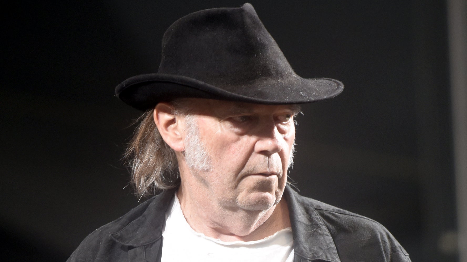 Neil Young Wants You To Keep Paying Attention To Standing Rock | HuffPost