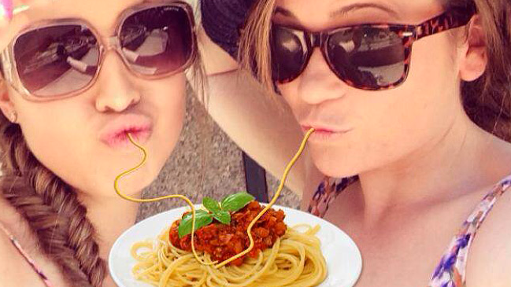 Some Internet Genius Masterfully Corrected Duck Face With Spaghetti ...
