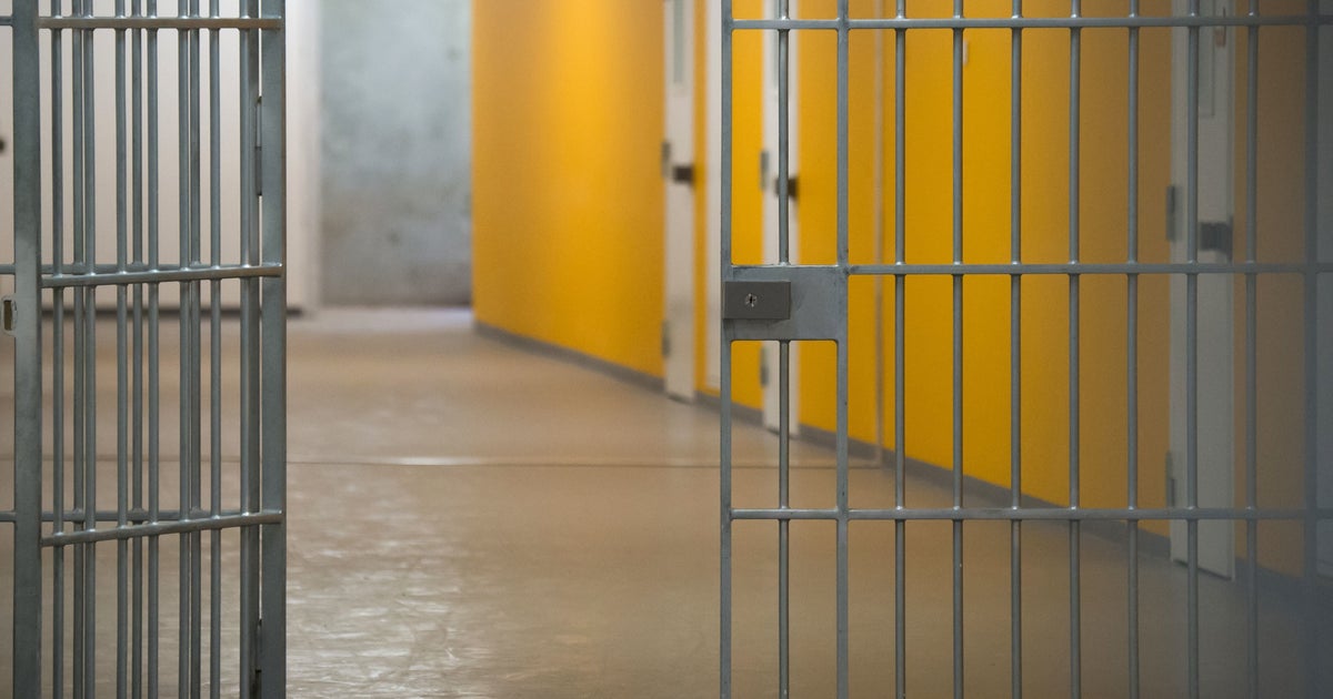 My Dad's In Prison | HuffPost The WorldPost