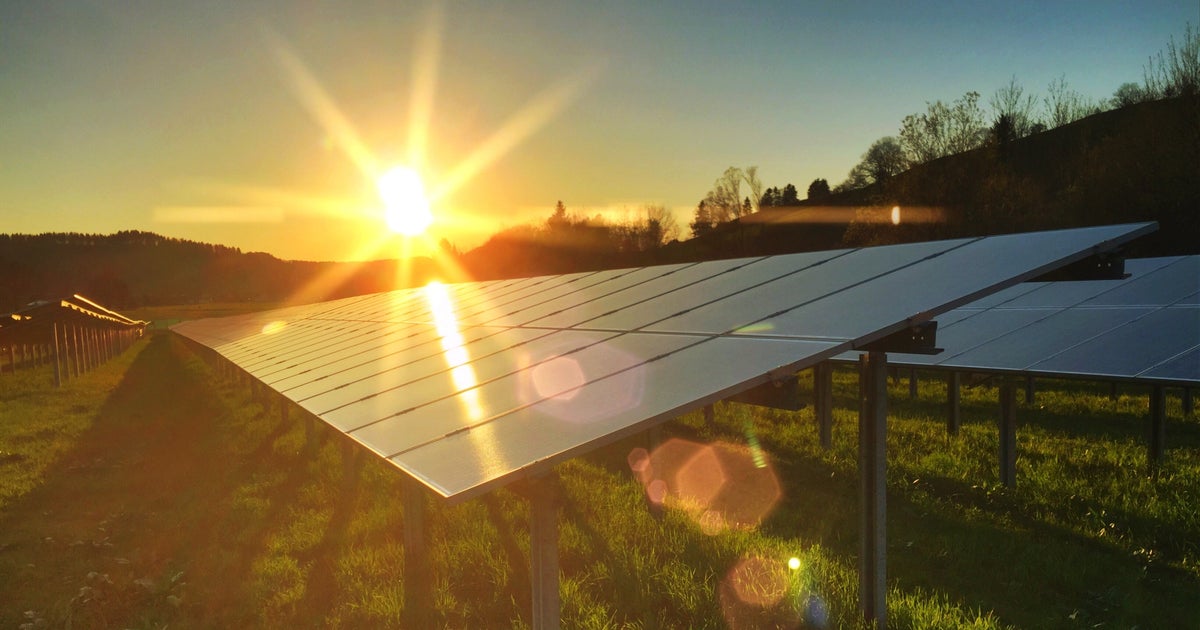 Instead Of Trump's Wall, Let's Build A Border Of Solar Panels ...