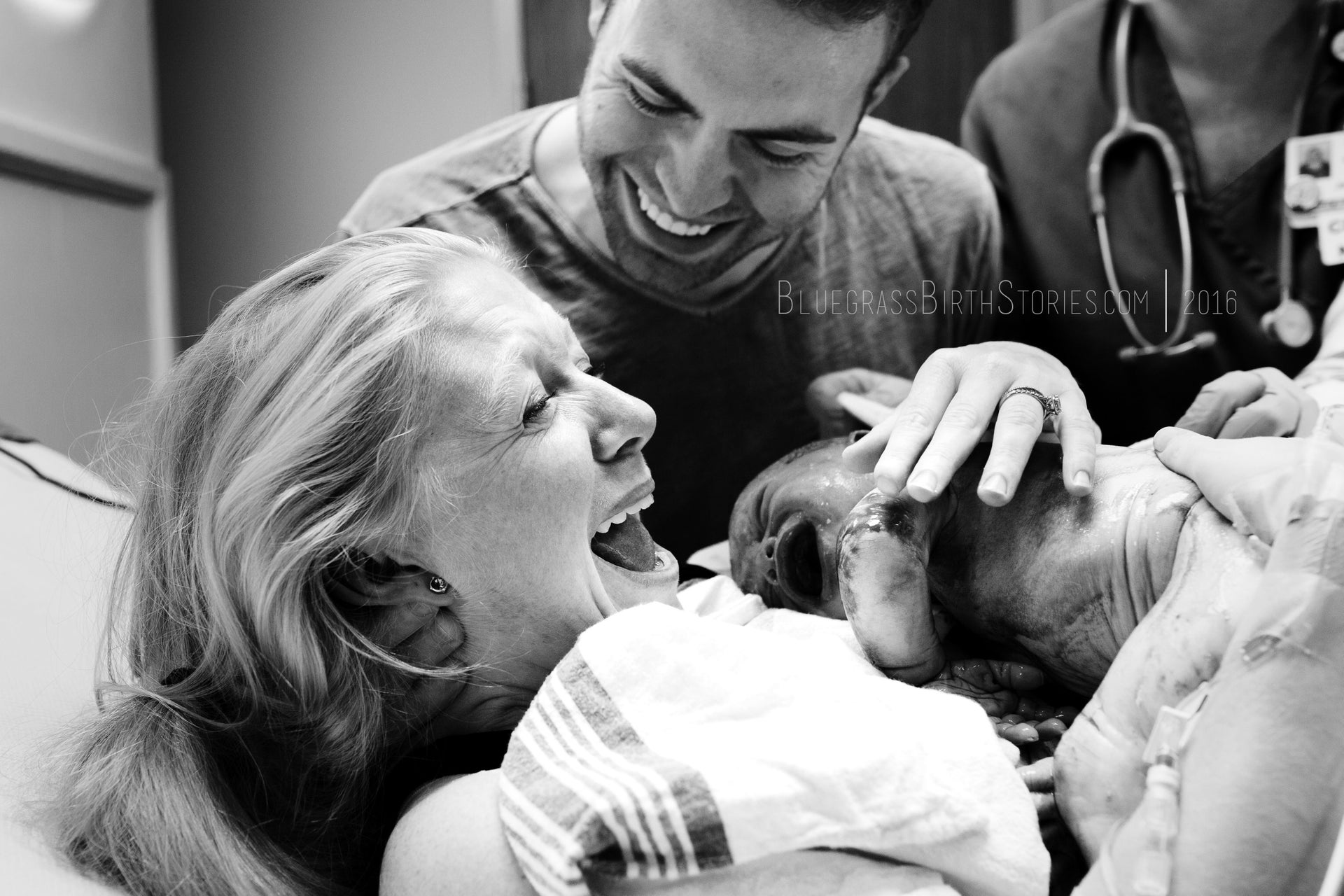 29 Of The Most Incredible Birth Photos From 2016 | HuffPost Life