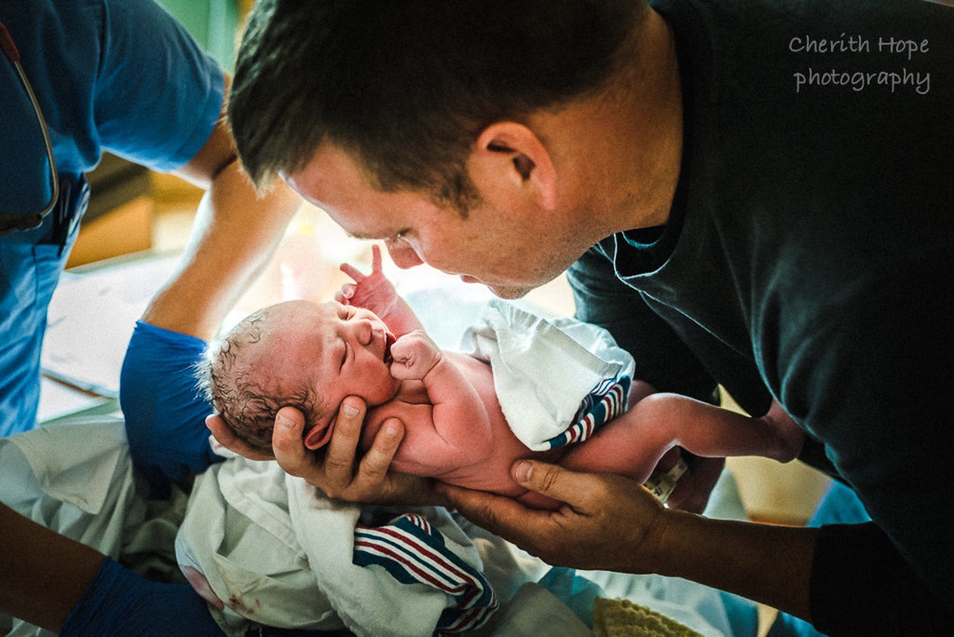 29 Of The Most Incredible Birth Photos From 2016 | HuffPost Life