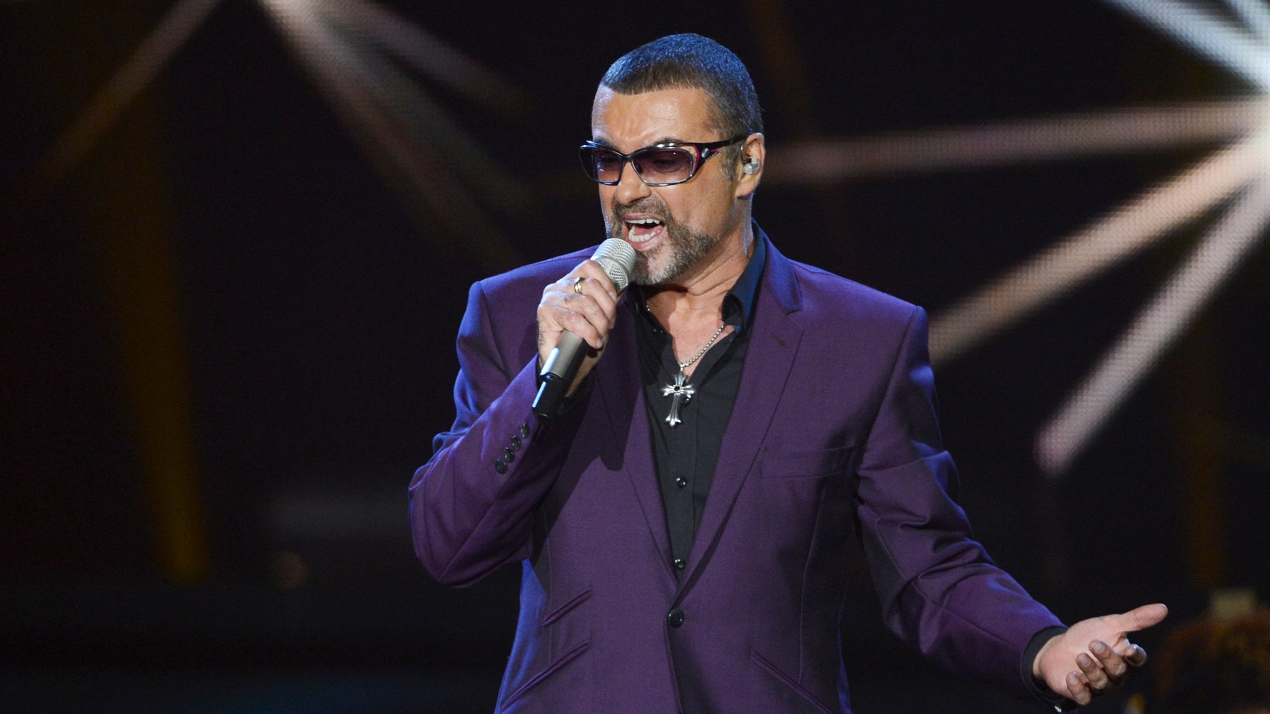 George Michael Dead: Pop Superstar Dies At Home Aged 53 | HuffPost UK ...
