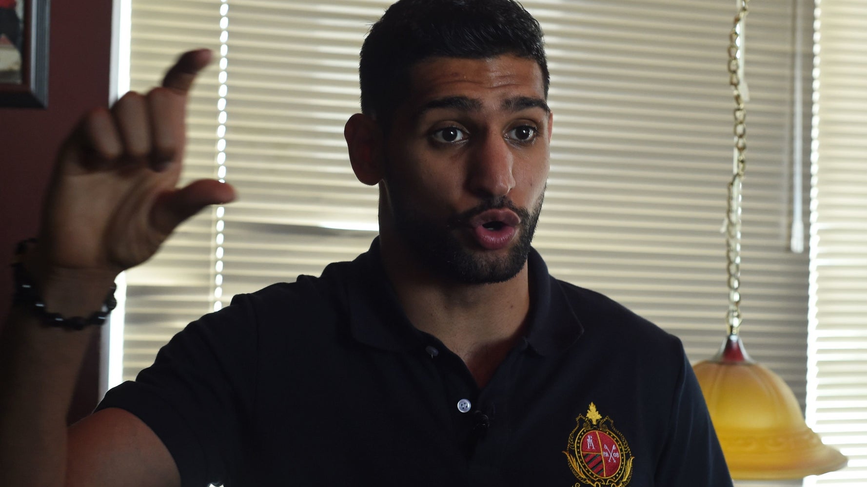 A Muslim Boxer Just Took A Real Solid Swipe At Donald Trump | HuffPost
