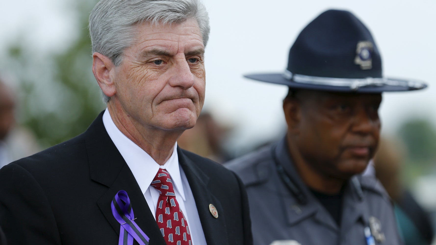 Mississippi Governor Phil Bryant Easily Wins Re-election | HuffPost ...
