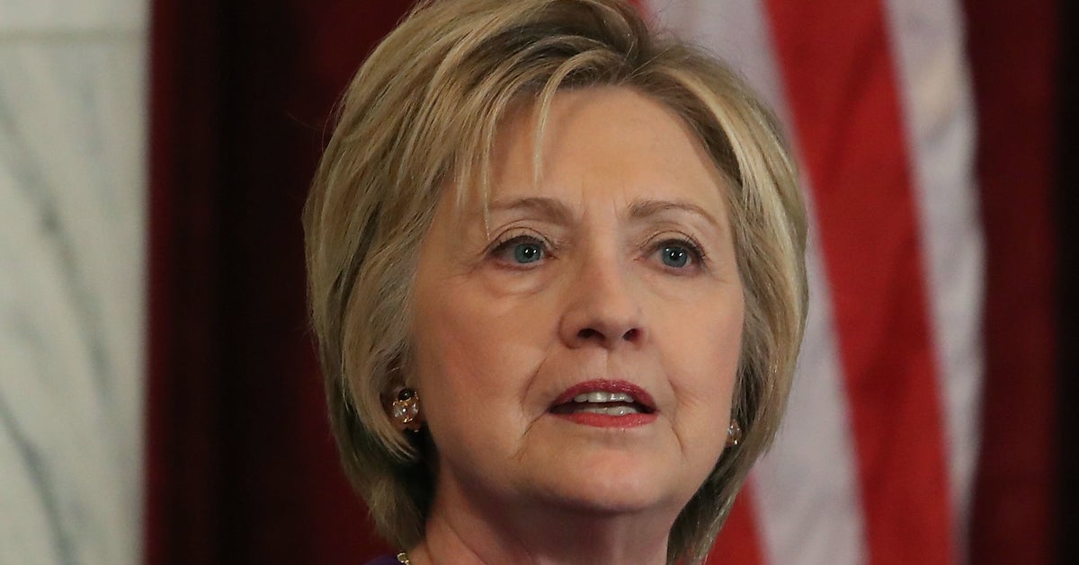 Hillary Clinton Hands Over Private Email Server To FBI | HuffPost ...