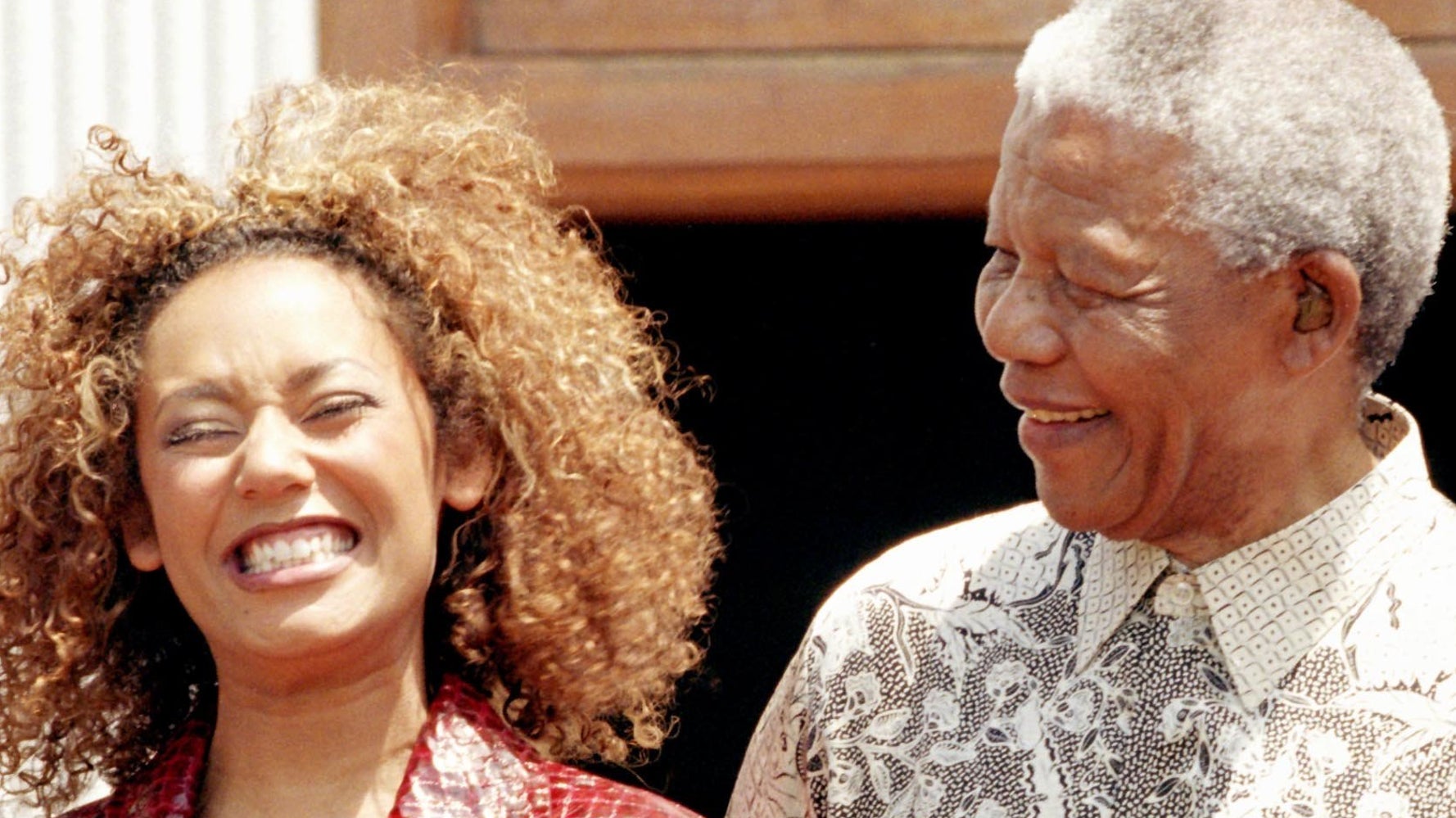 The Time Nelson Mandela Cuddled And Fell In Love With The Spice Girls ...