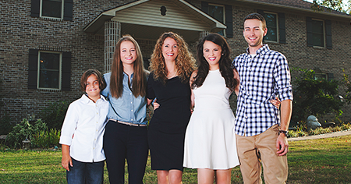 Mom And Kids Build House, One YouTube Tutorial Video At A Time ...