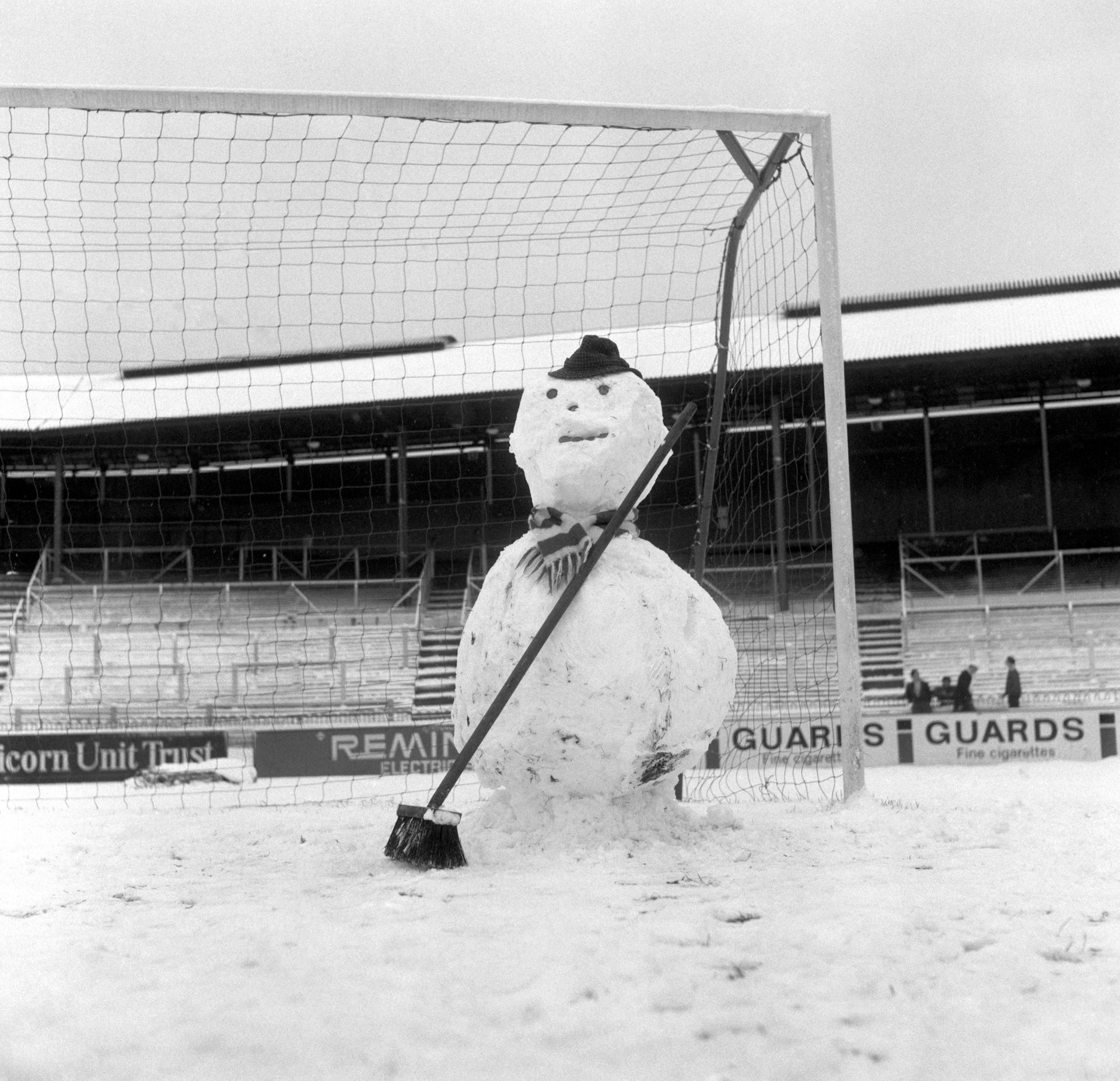 Snow In London Looks A Little More Serious In These Historic Images ...