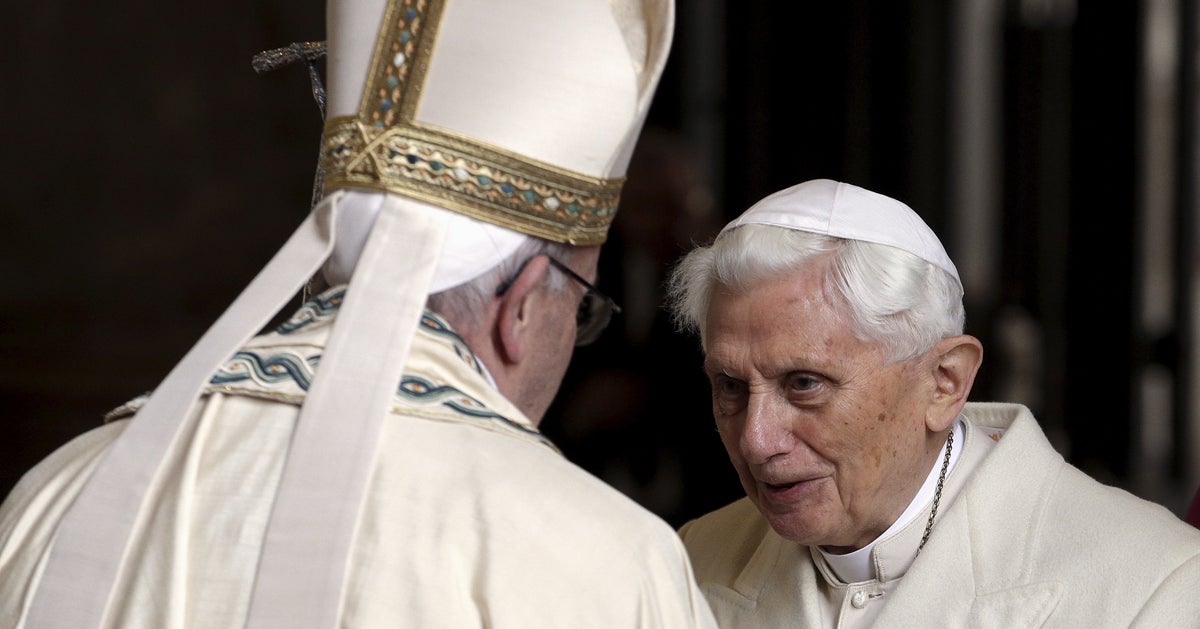 Pope Benedict XVI Makes Rare Public Appearance With Pope Francis ...