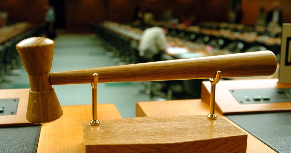 U.S. Judge Richard Roberts Accused Of Sexual Abuse By 16-Year-Old ...