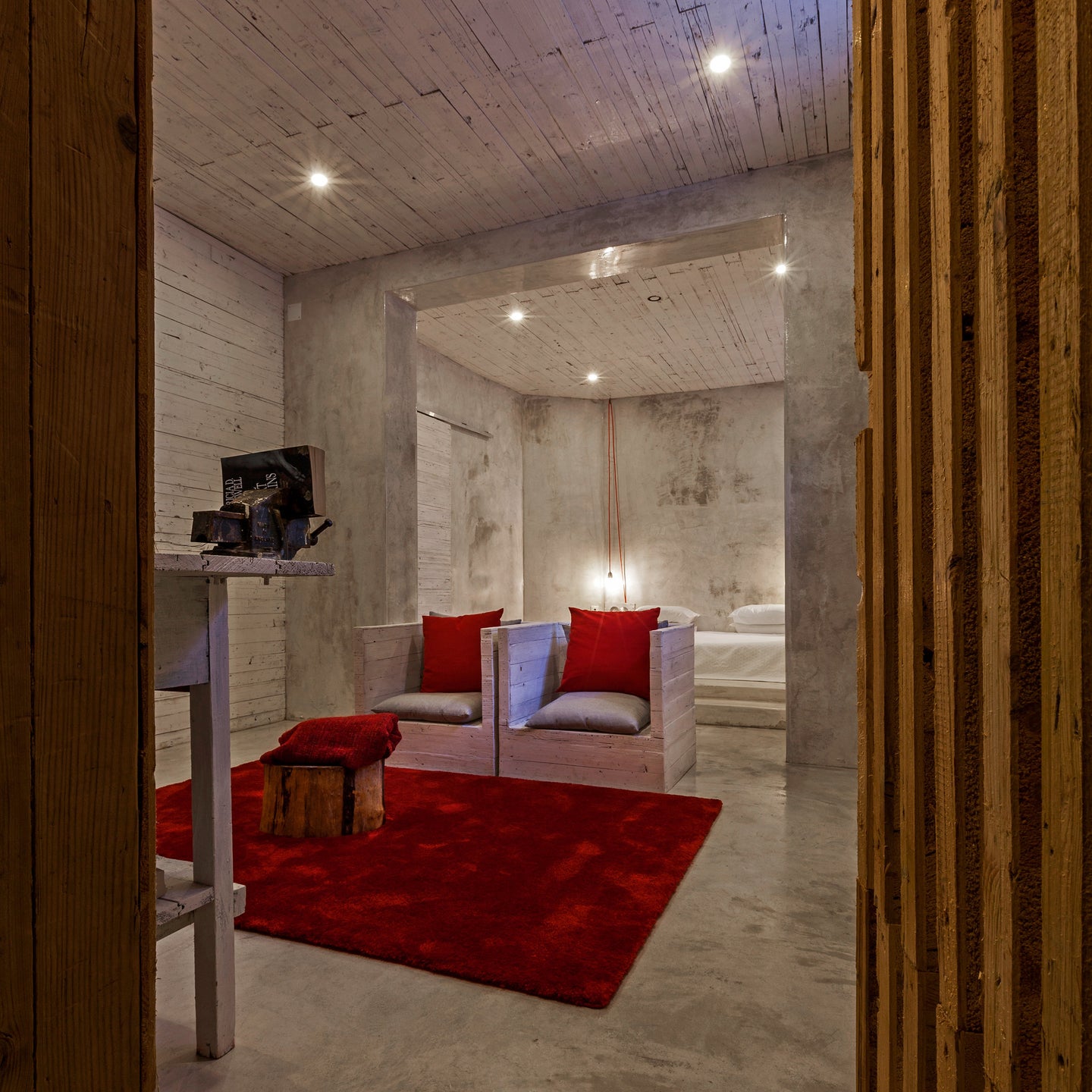 This Hotel With 50,000 Books Is A Literary Lover's Dream Come True ...