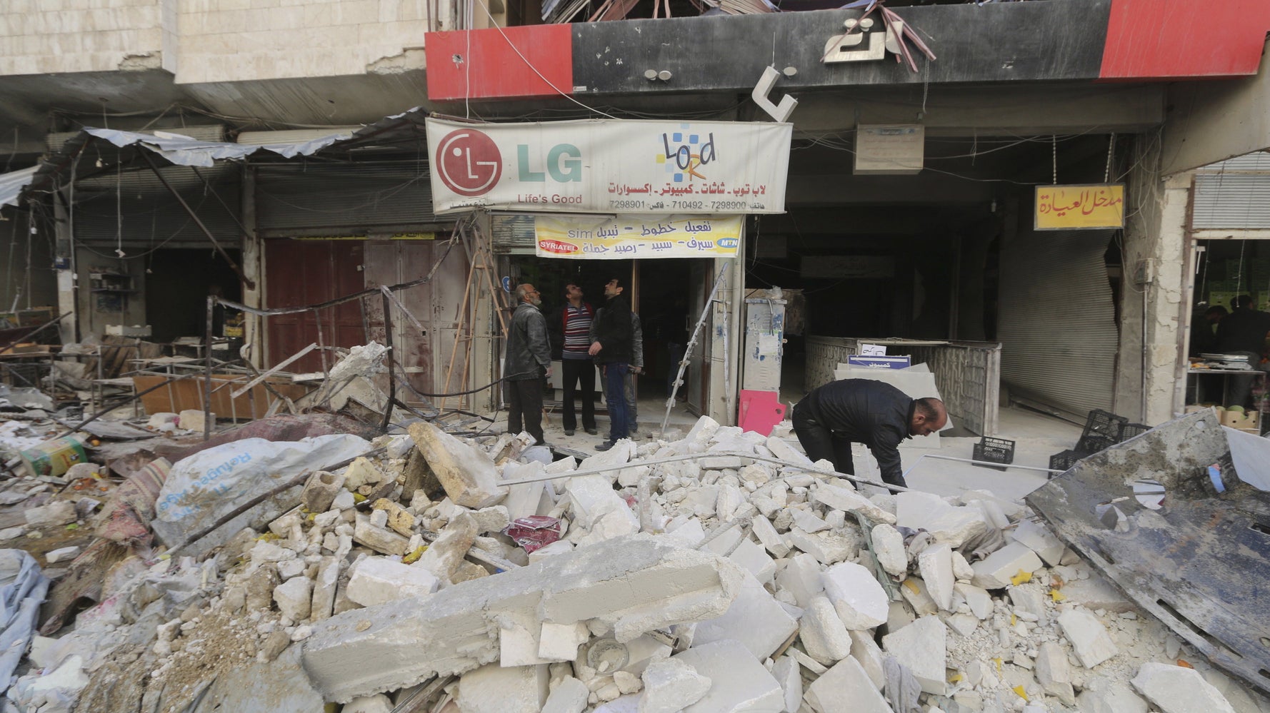 Russian Air Strikes Kill At Least 30 In Stepped Up Raids In Syria ...