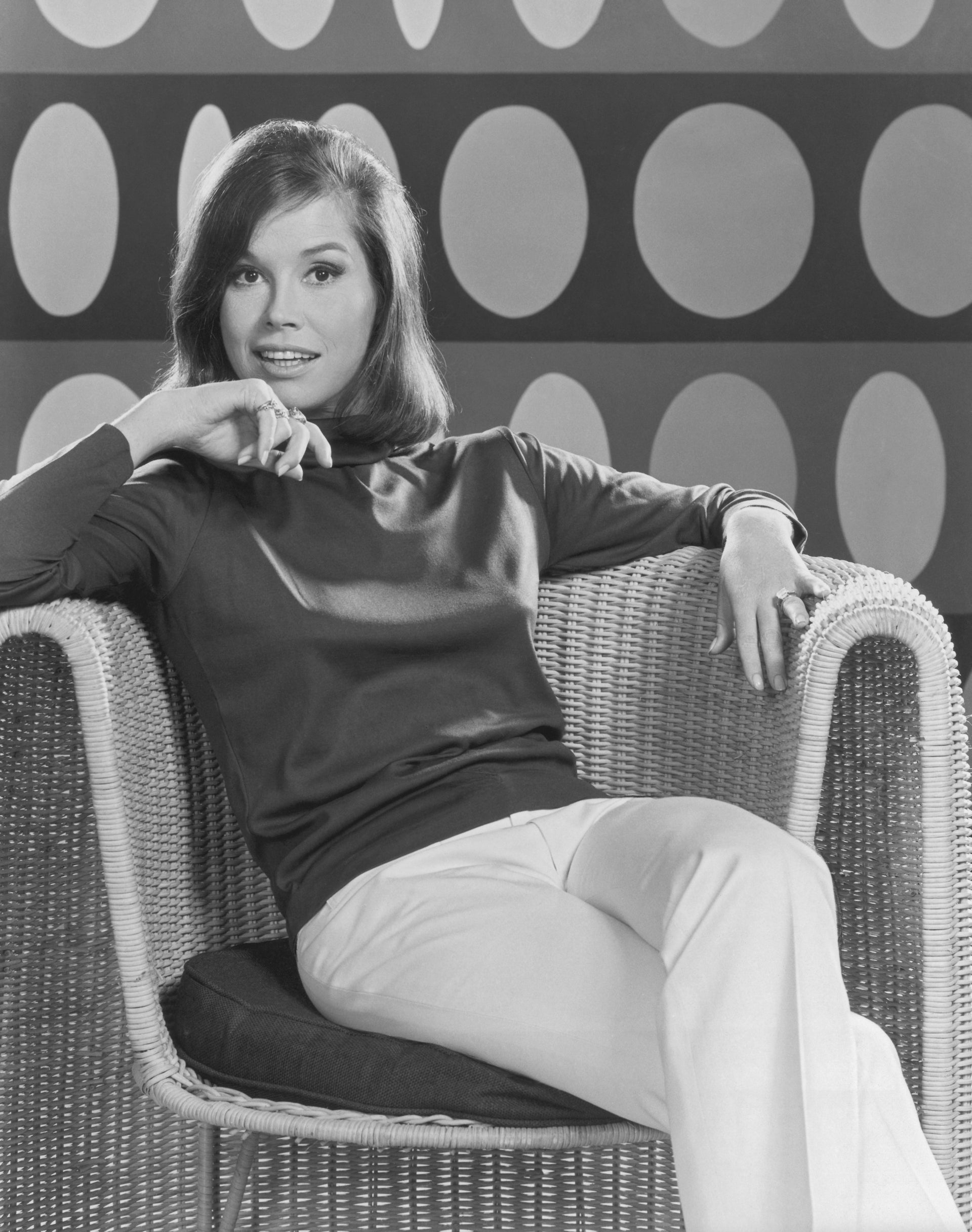 How Mary Tyler Moore Turned The World On With Her Style | HuffPost Life
