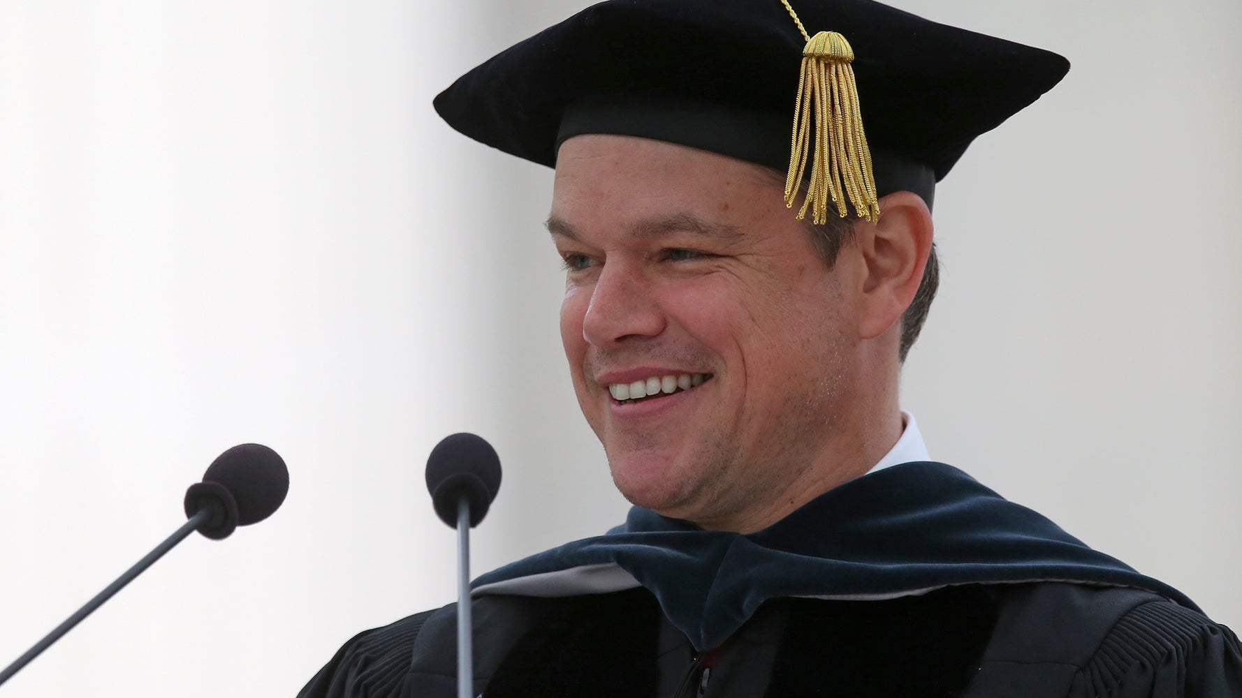 Matt Damon Tells MIT Grads To 'Drop Everything And Solve' The World's ...