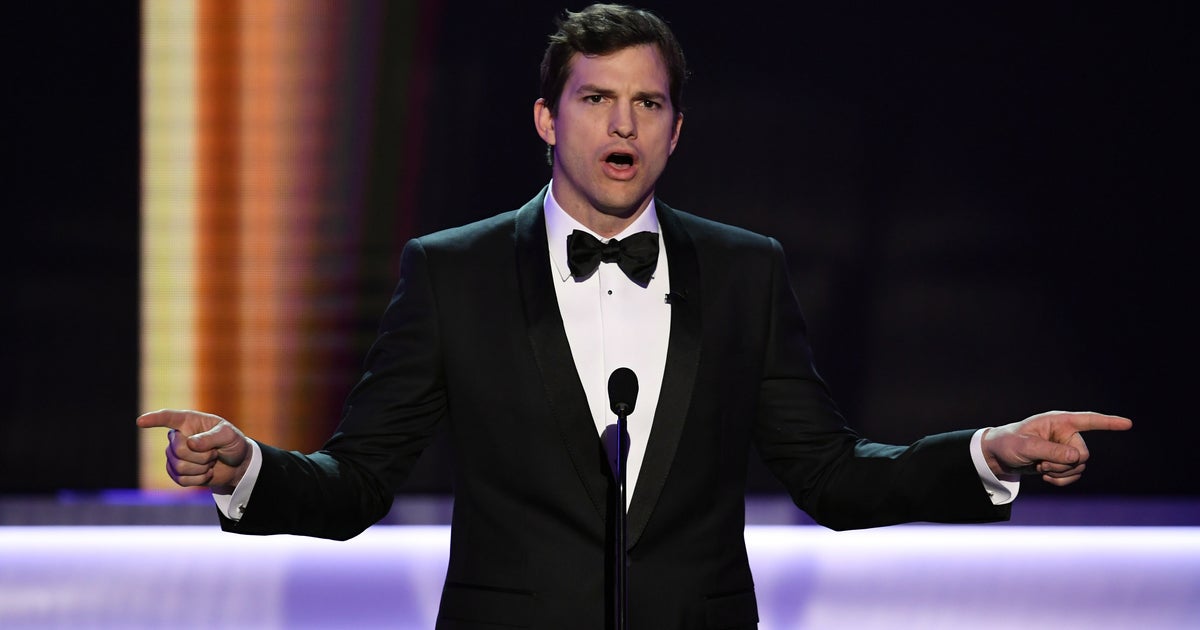 Ashton Kutcher Opens SAG Awards By Calling Out Trump's Immigration Ban ...