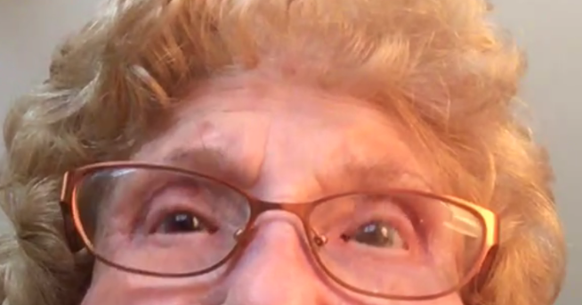 96-Year-Old Grandma Has Best Reaction To Using FaceTime For The First ...
