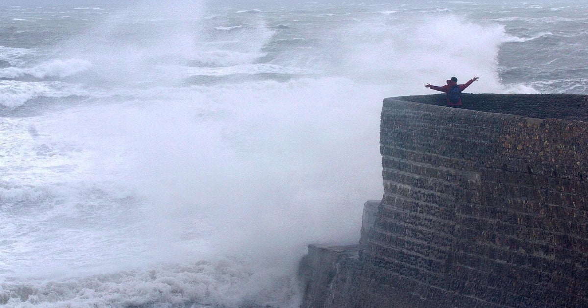 Storm Doris 2017: UK Forecasters Predict Wild And Windy Weather ...