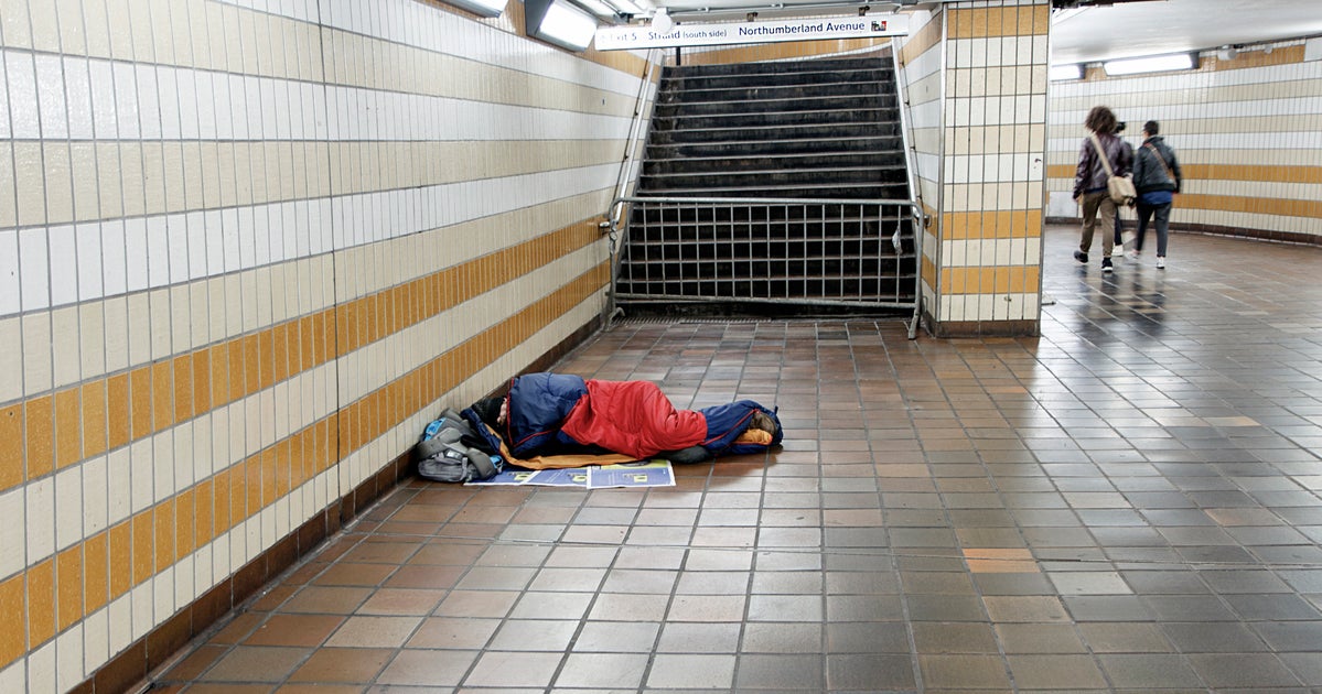 Three Wants To Give Your Old Phone To A Homeless Person To Help Them ...