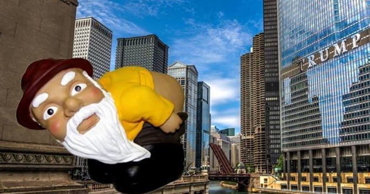 Hundreds Will Brave Cold To Moon Trump Tower in Chicago | HuffPost ...
