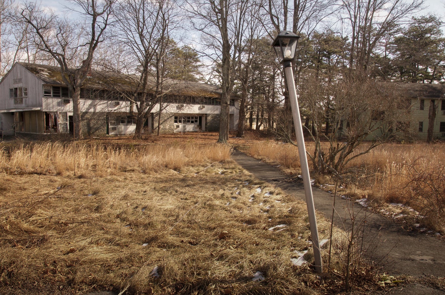 The Honeymoon Capital of the World Is Now Beautifully Abandoned ...