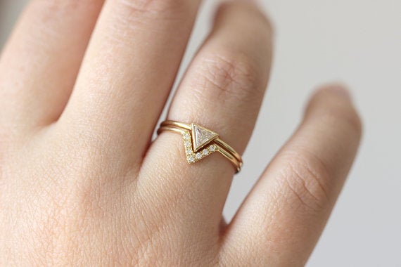 15 Perfectly Delicate Engagement Rings For The Low-Key Bride | HuffPost ...