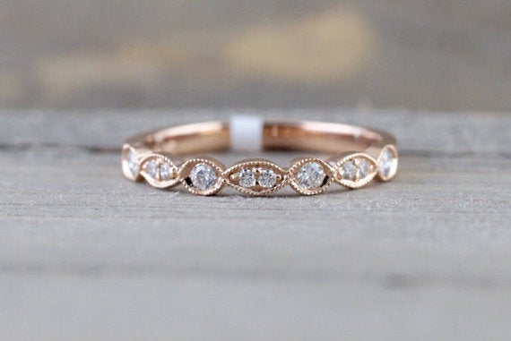 15 Perfectly Delicate Engagement Rings For The Low-Key Bride | HuffPost ...