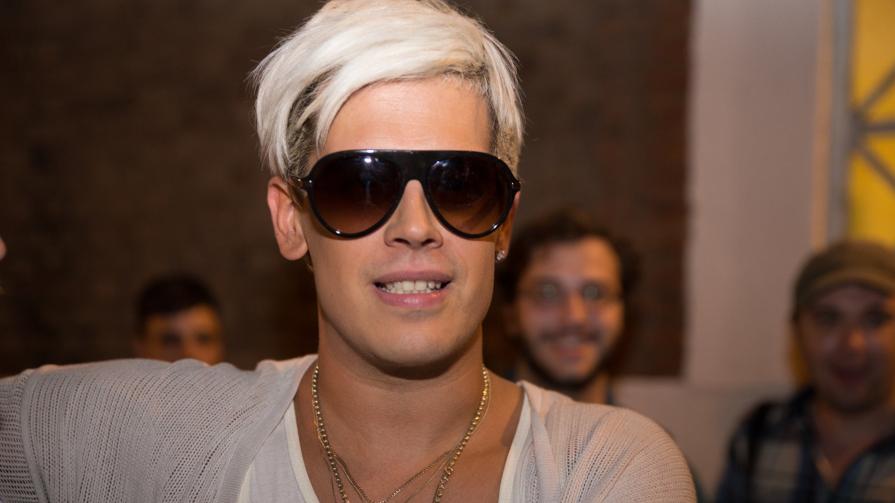 Milo Yiannopoulos Is Leaving Breitbart News | HuffPost Latest News