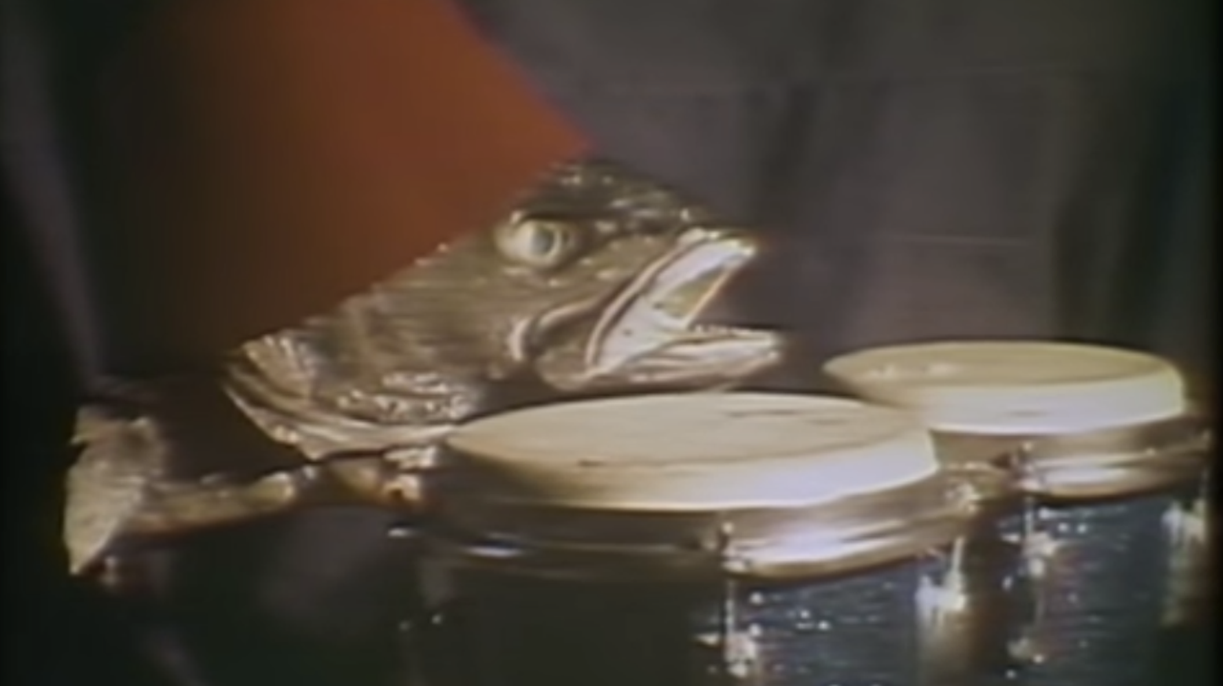 Bill Paxton's Weirdest Film: A Music Video Dedicated To Fish Heads ...