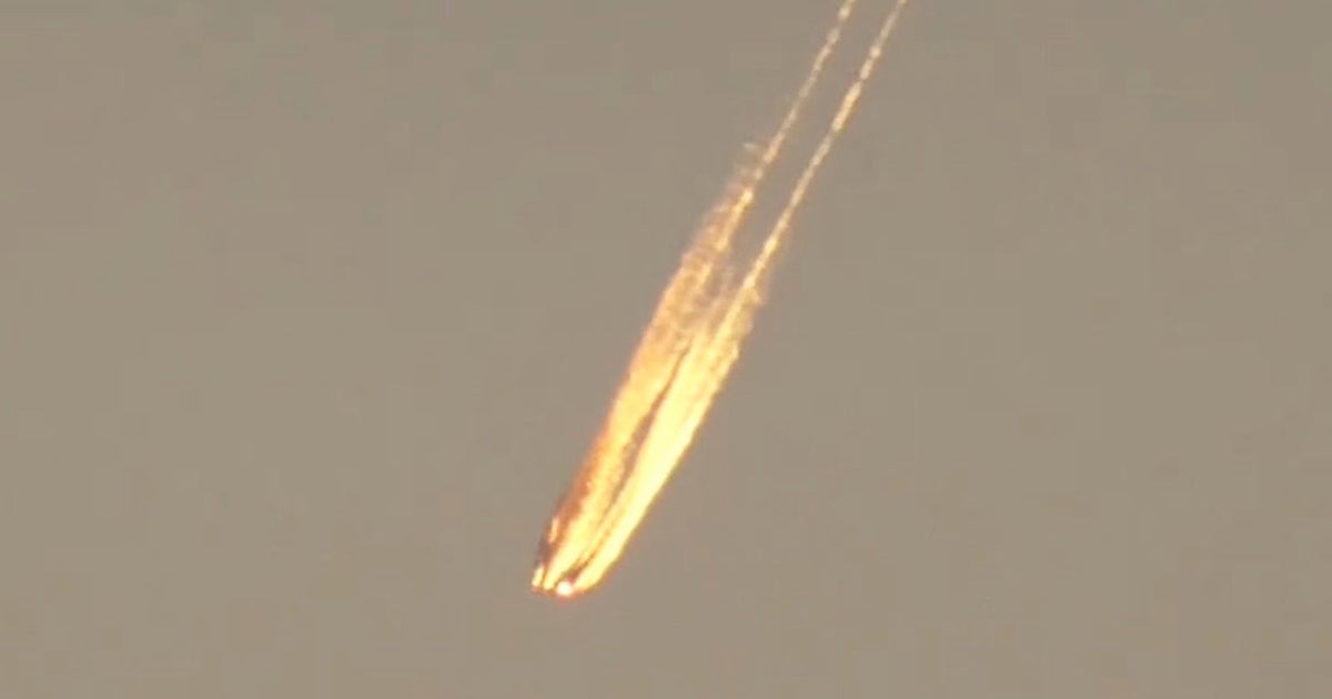 Bizarre 'Fireball' UFO Was Just An Airplane... Probably | HuffPost ...