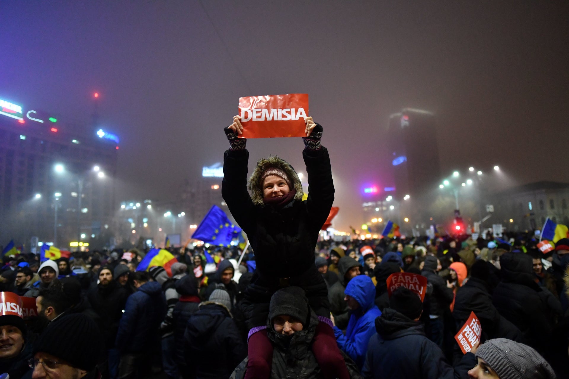 68 Exquisite Photos Of Women Resisting Around The World | HuffPost Women