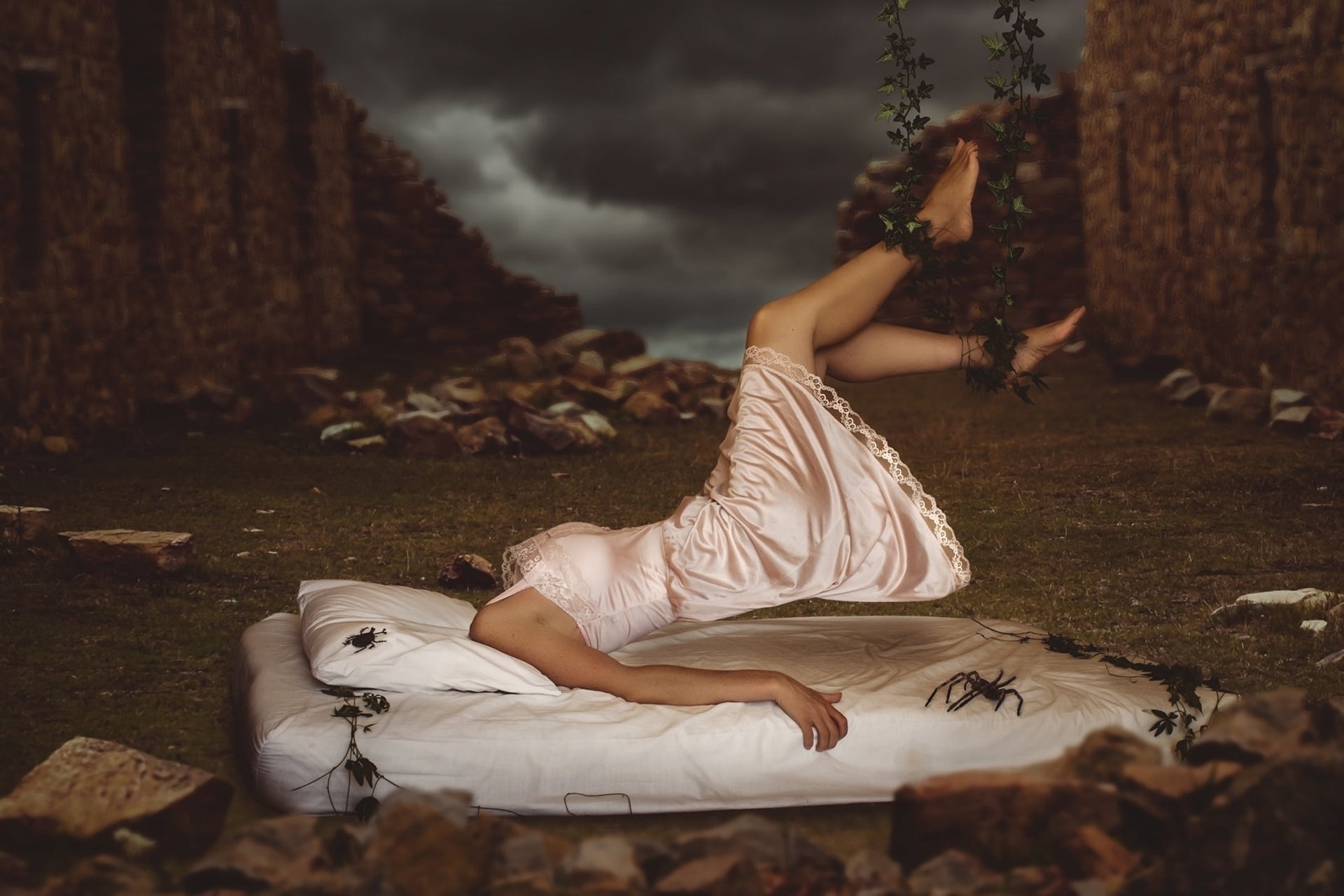 Artist's Haunting Portraits Of Depression Aim To Give A Voice To Those ...
