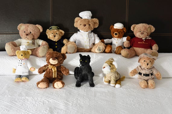 Ten teddies from historic hotels around the world | HuffPost